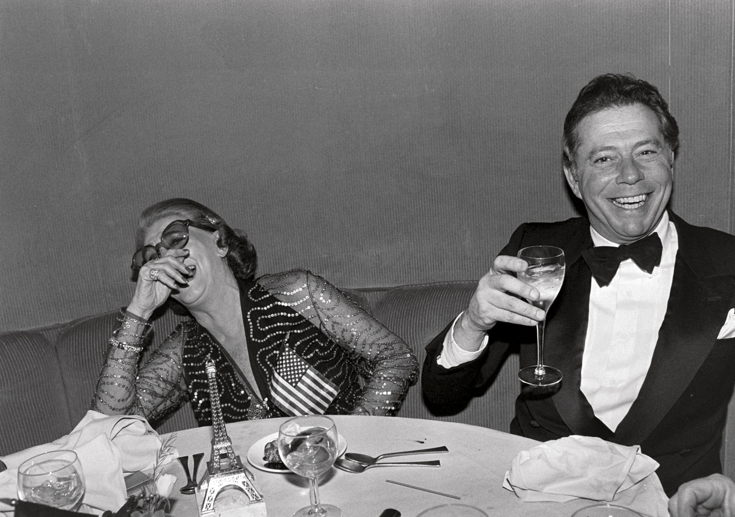 À LA FAVEUR DE LA NUIT - CITIZENK